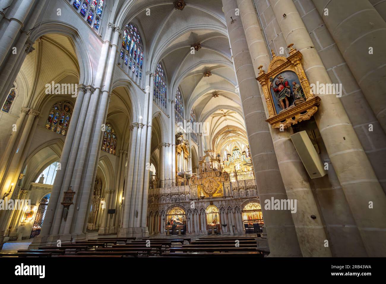 Toledo Cathedral Interior and Retrochoir - Toledo, Spain Stock Photo ...