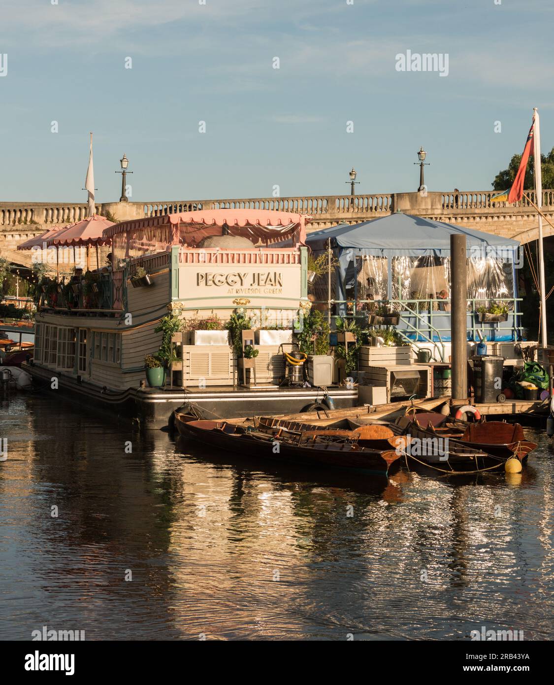 Peggy Jean Riverside restaurant, Riverside Green, Richmond, London, TW9 ...