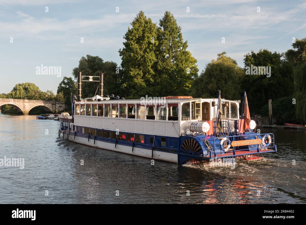 The New Southern Belle - a Mississippi style stern-wheeler paddle ...