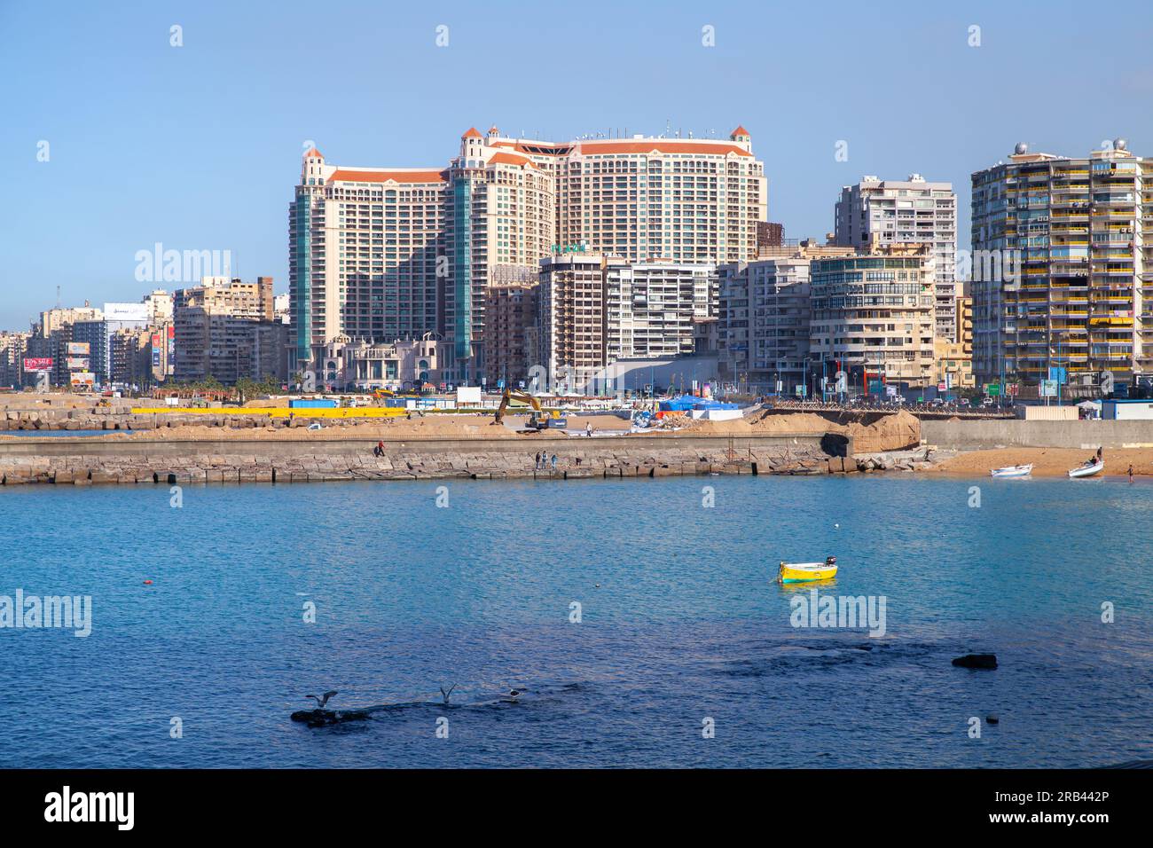 Alexandria egypt skyline cityscape hi-res stock photography and images ...