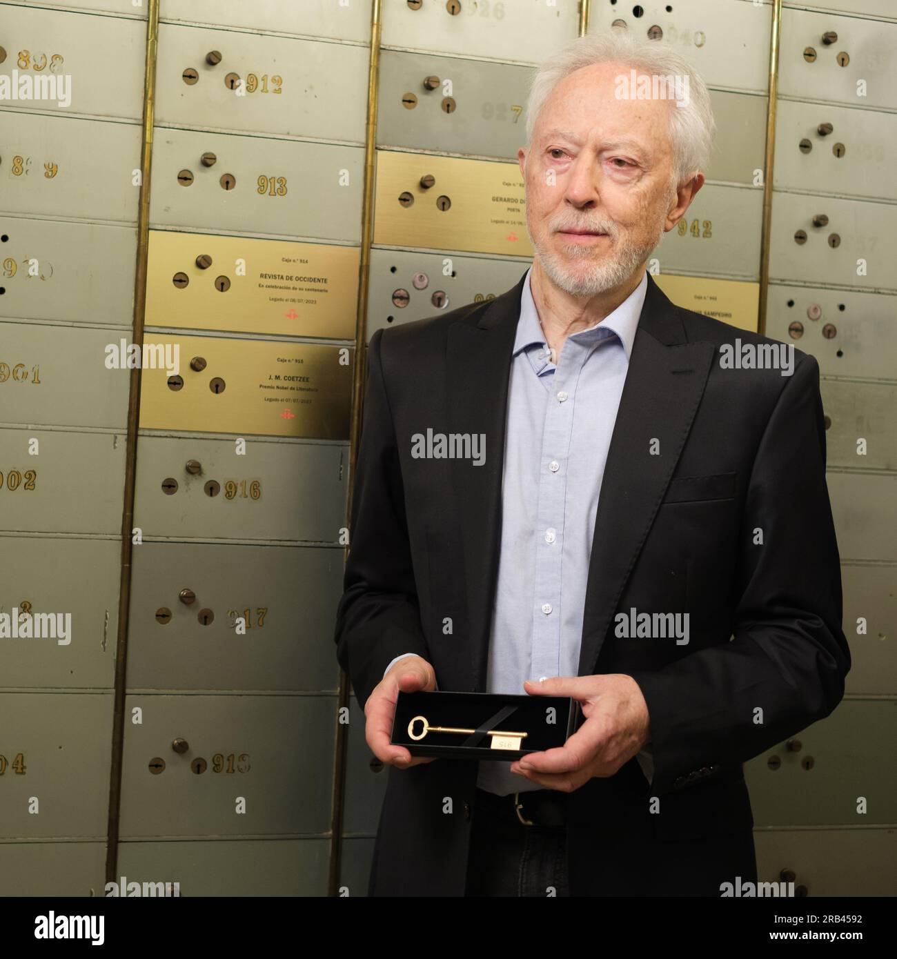 Nobel laureate John Maxwell Coetzee leaves a legacy in the Caja de las ...