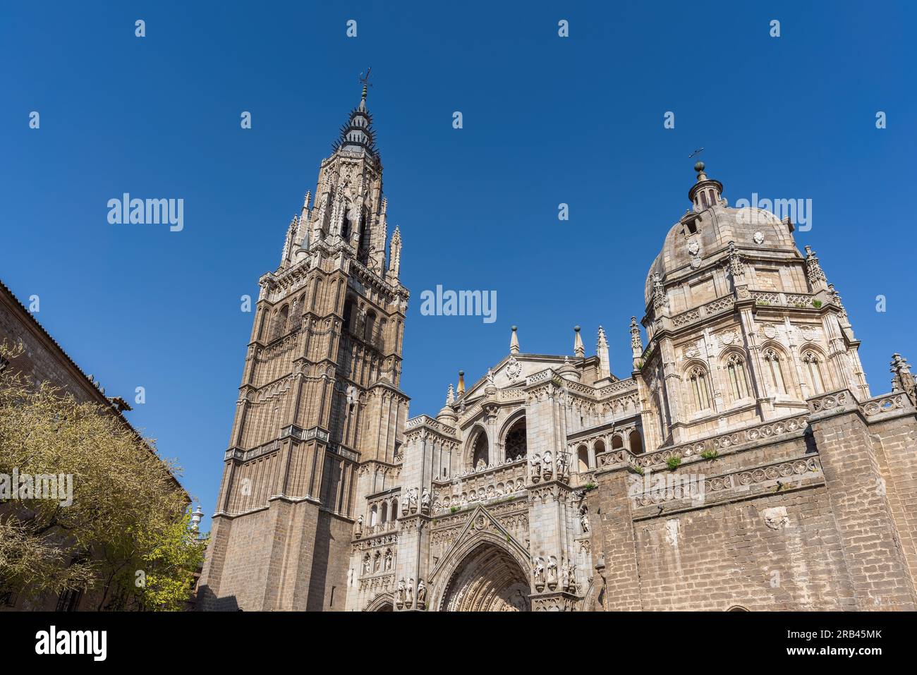 Toledo Cathedral Facade - Toledo, Spain Stock Photo - Alamy