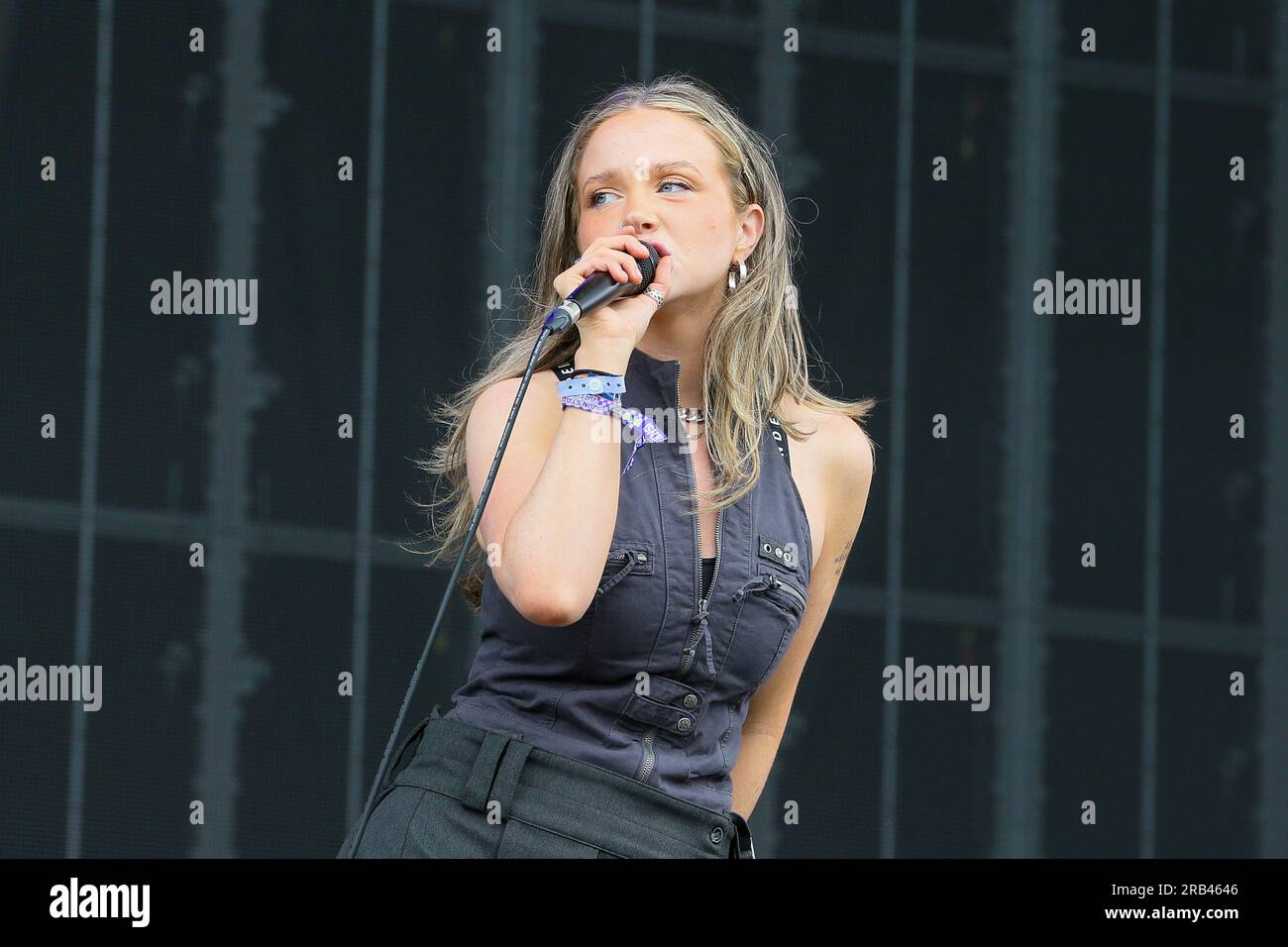 Glasgow, UK. 07th July, 2023. Local group DEAD PONY were the first ...