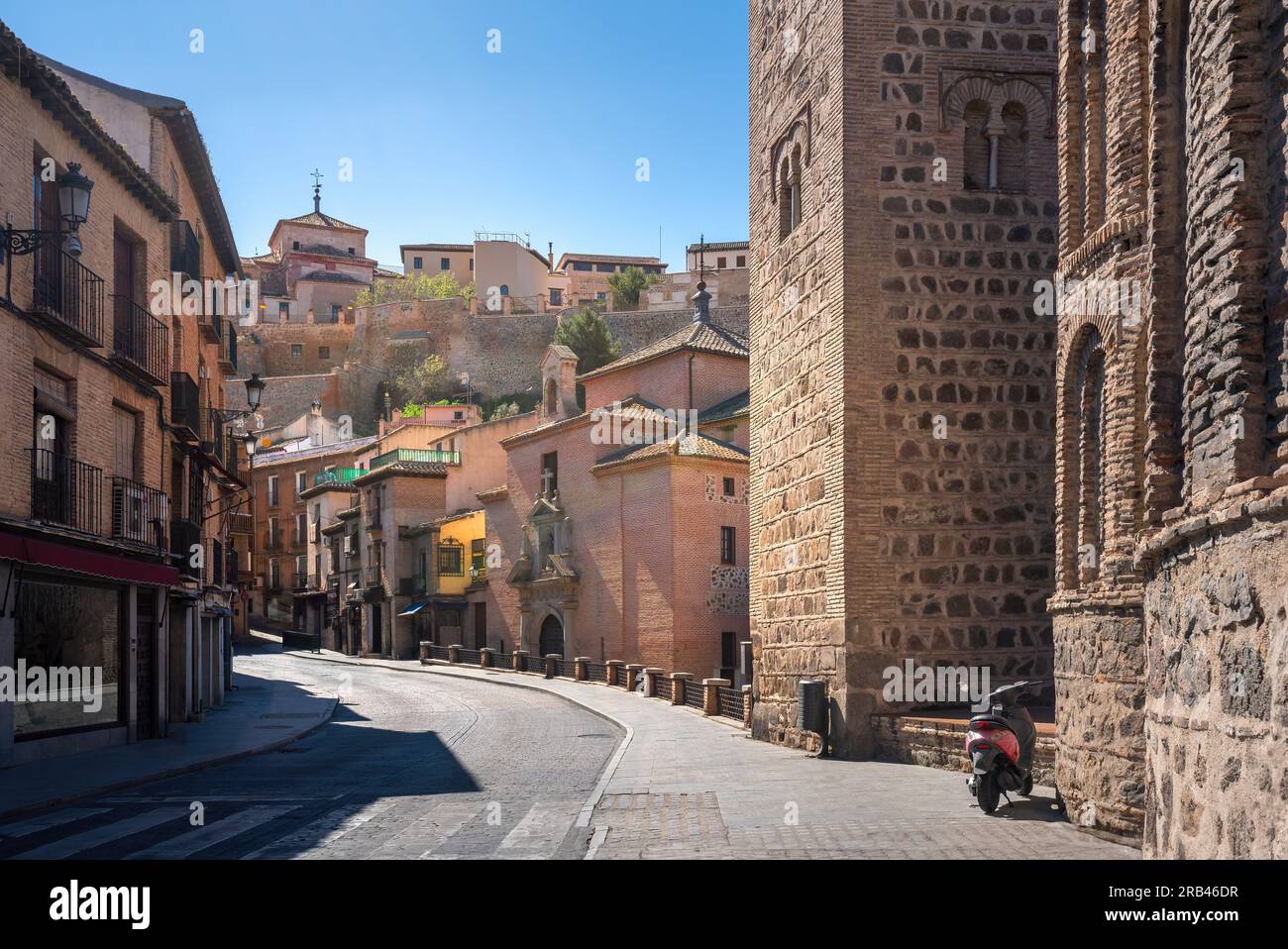 View calle de la hi-res stock photography and images - Alamy