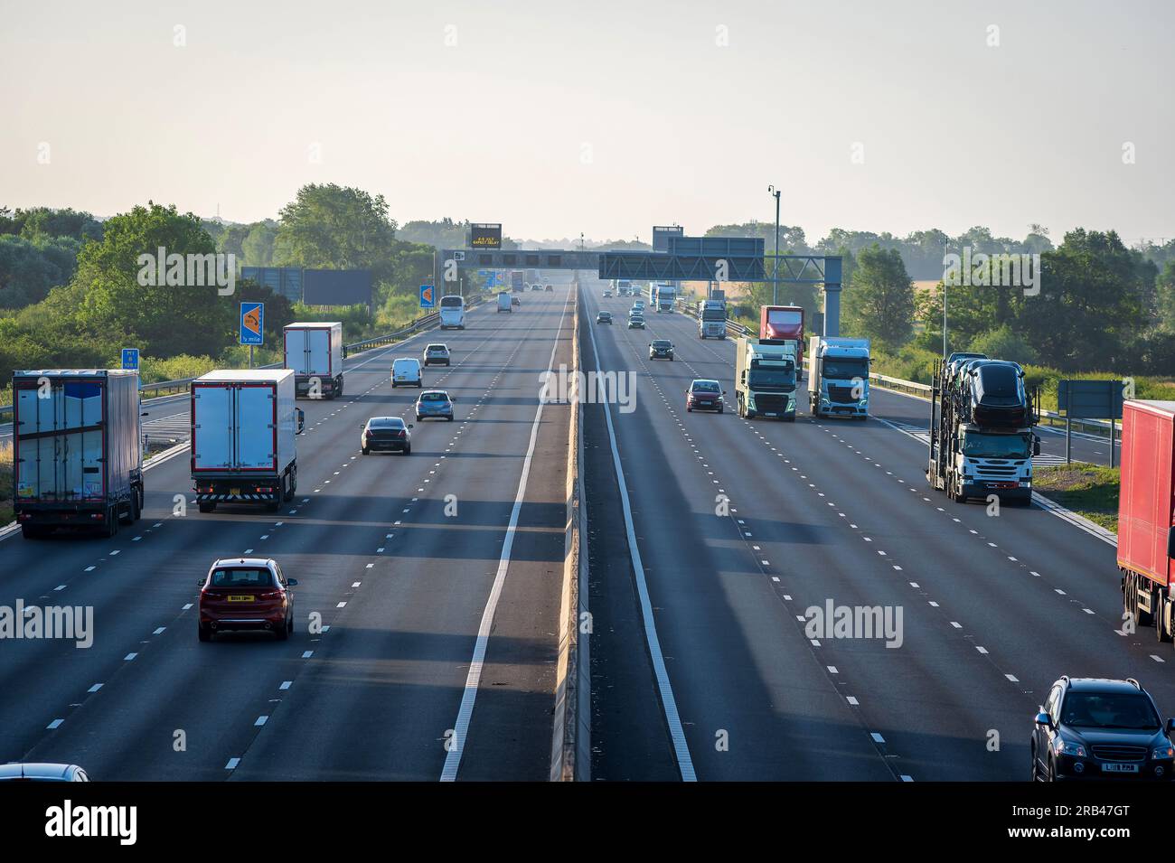 M1 autobahn england hi-res stock photography and images - Alamy