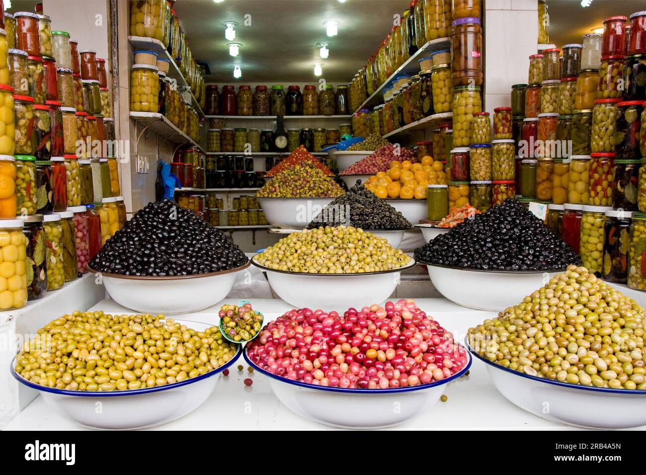 Morocco, Marrakech, olives shop Stock Photo - Alamy