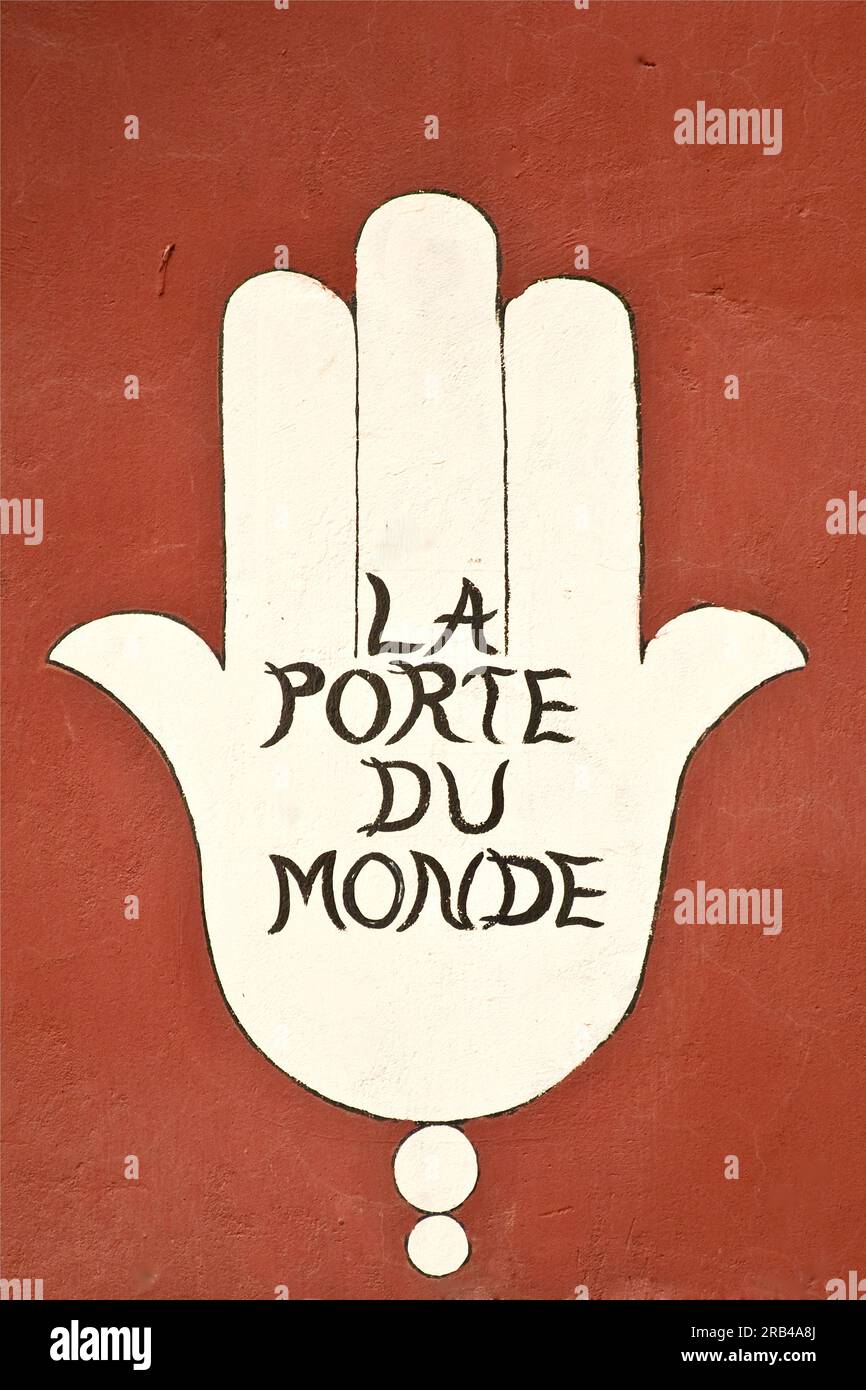 Hand of fatima hi-res stock photography and images - Alamy