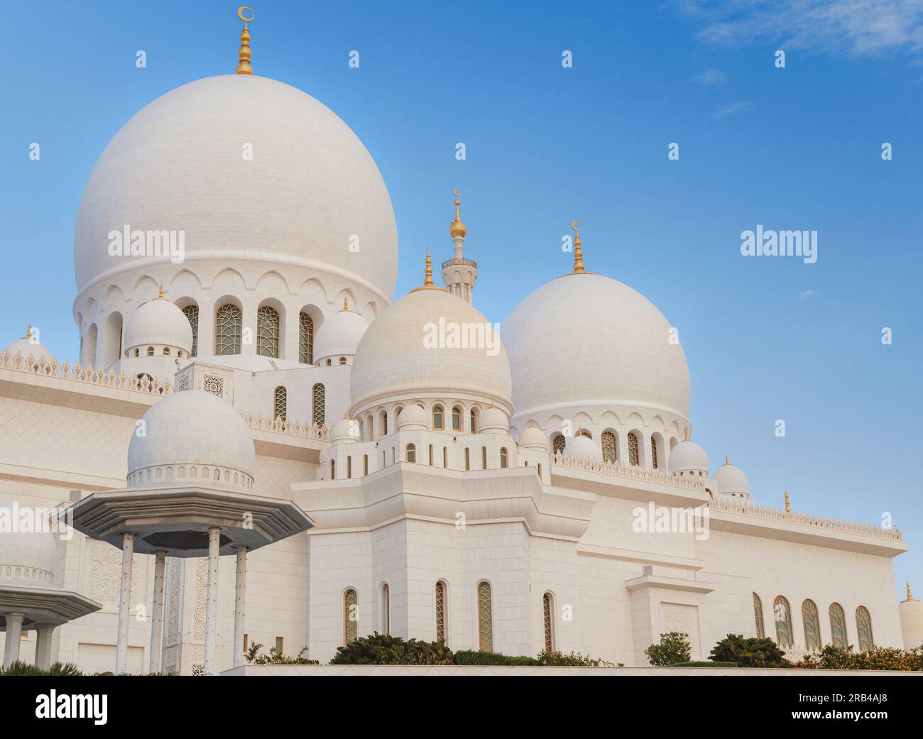 20 March 2023, Abu Dhabi, UAE: Sheikh Zayed Mosque largest mosque of ...