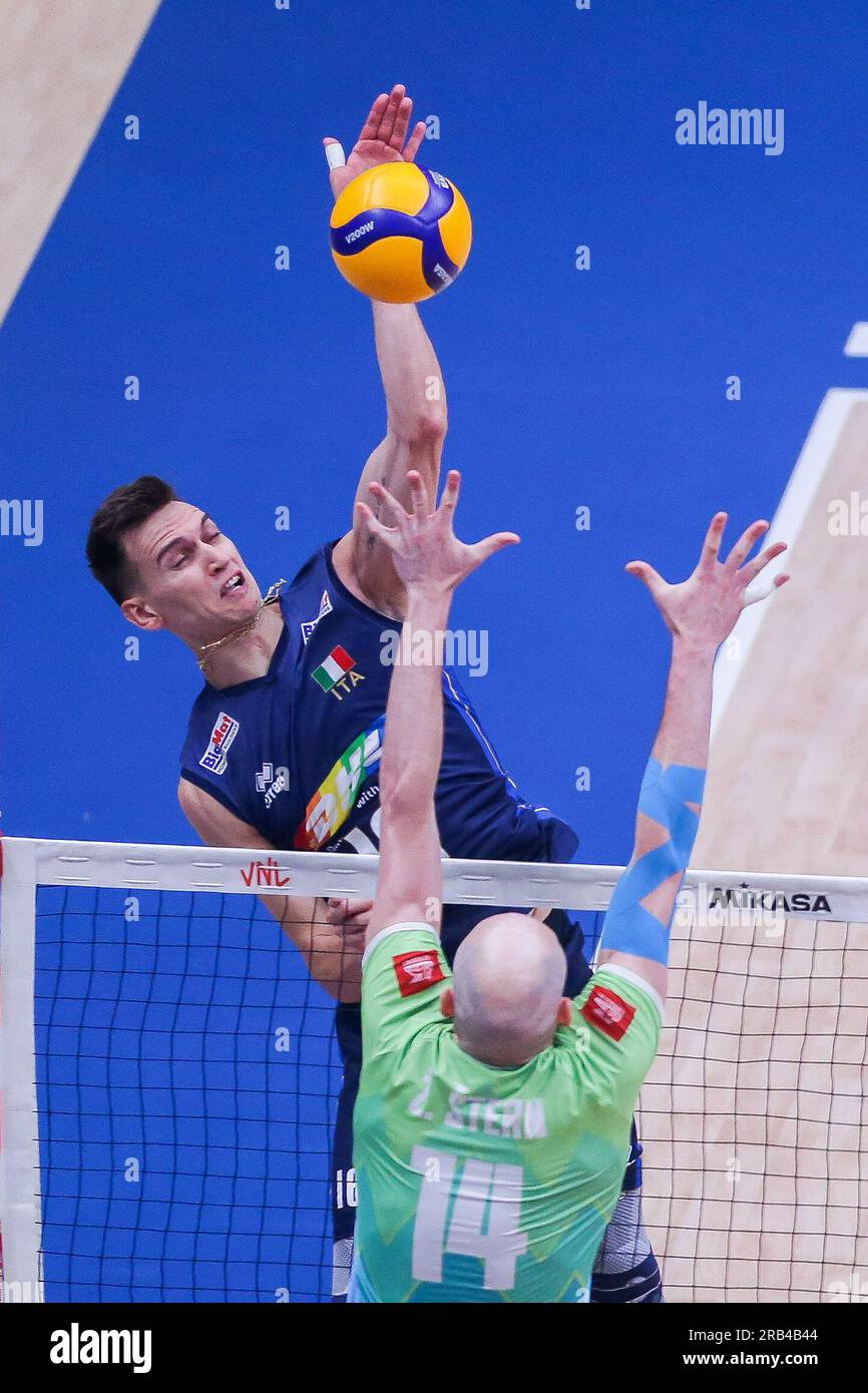 Yuri romano volleyball hi-res stock photography and images - Alamy