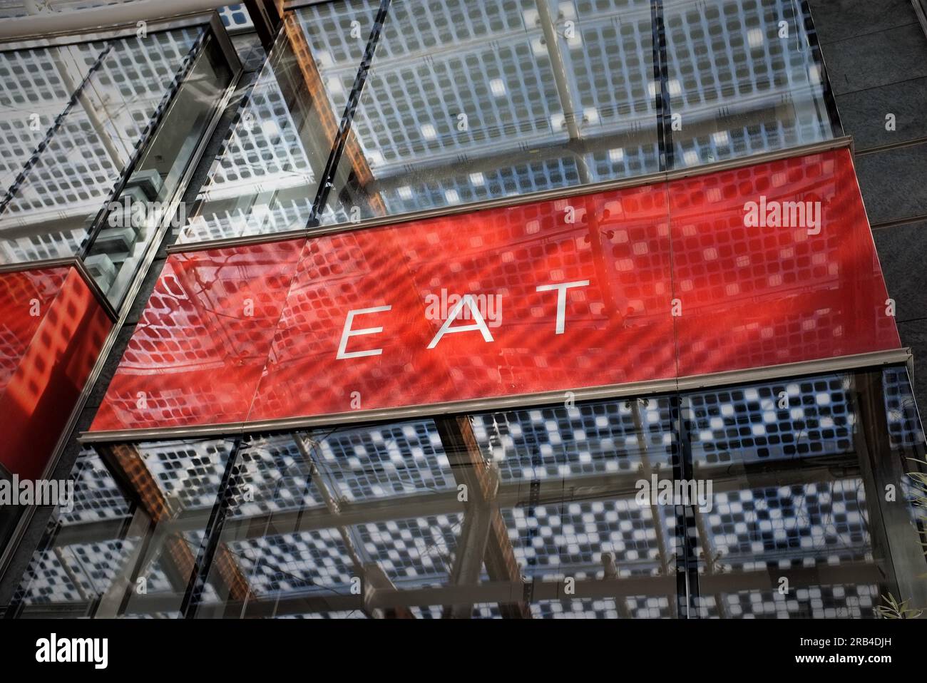 Eat in italy hi-res stock photography and images - Alamy