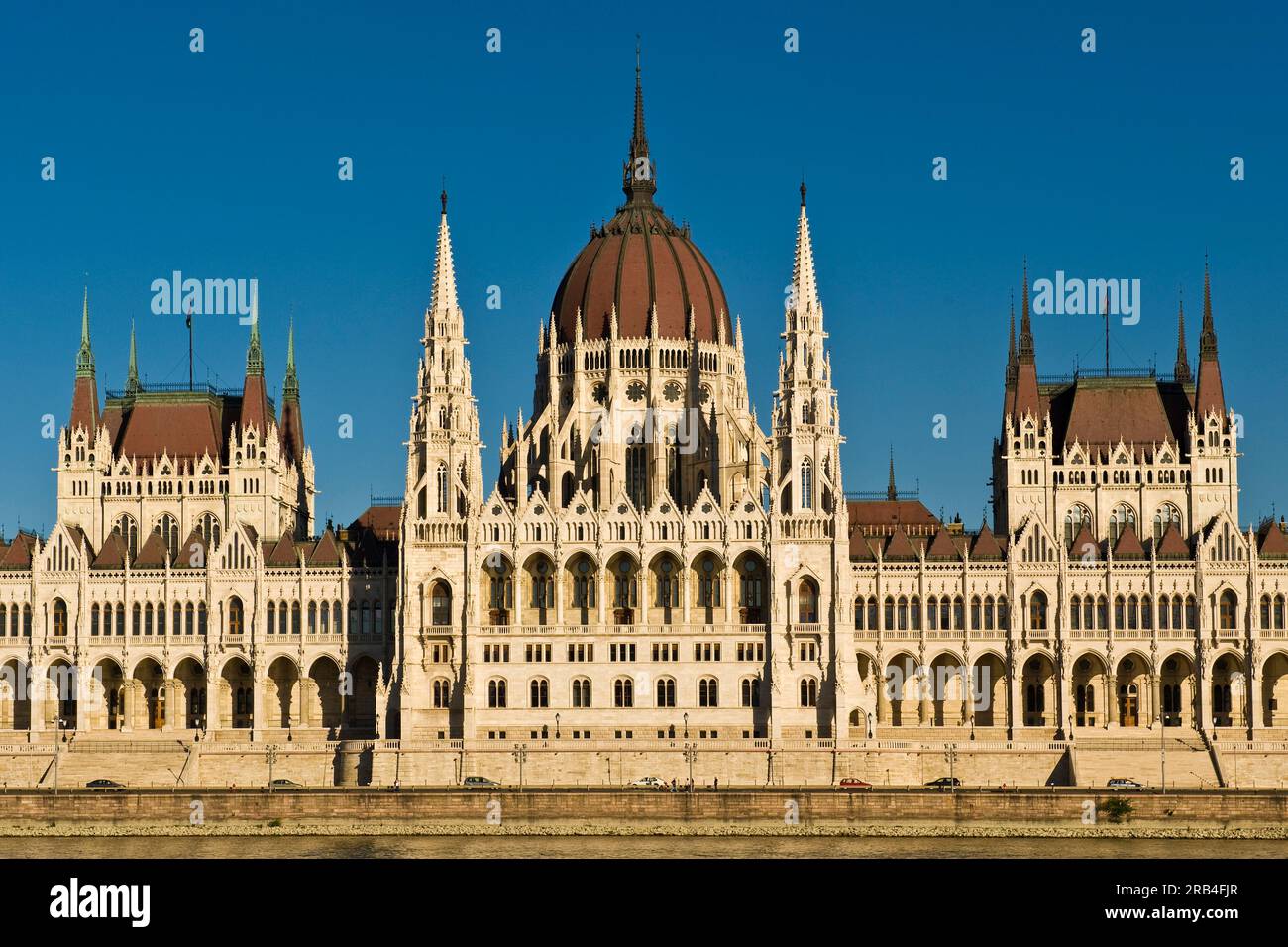 Hungary, Budapest, The neo-gothic Hungarian Parliament building ...