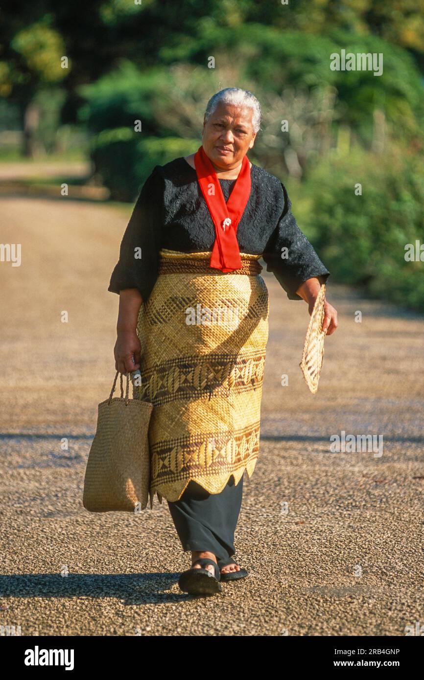 Tongan lady hi-res stock photography and images - Alamy
