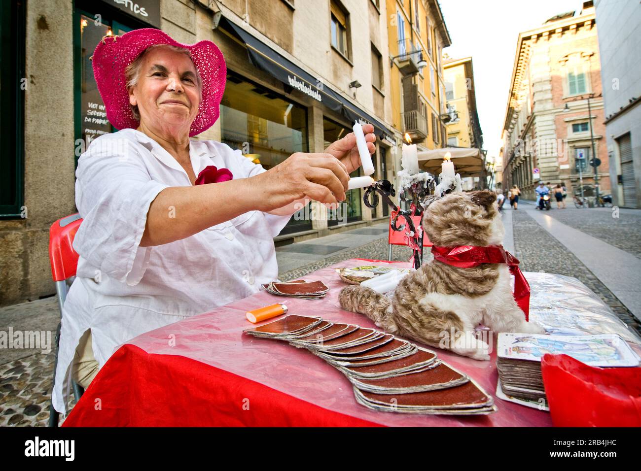 Cartomancy italy hi-res stock photography and images - Alamy