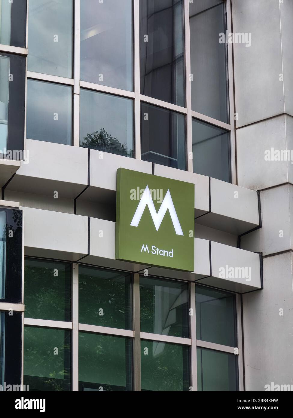 Chinese coffee shop chain hi-res stock photography and images - Alamy