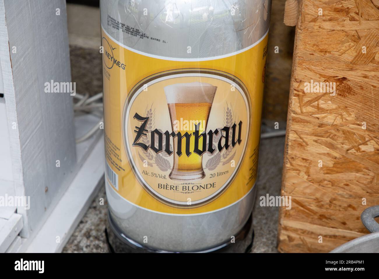 Bordeaux , Aquitaine France - 06 21 2023 : Zornbrau by Brasserie Meteor ...