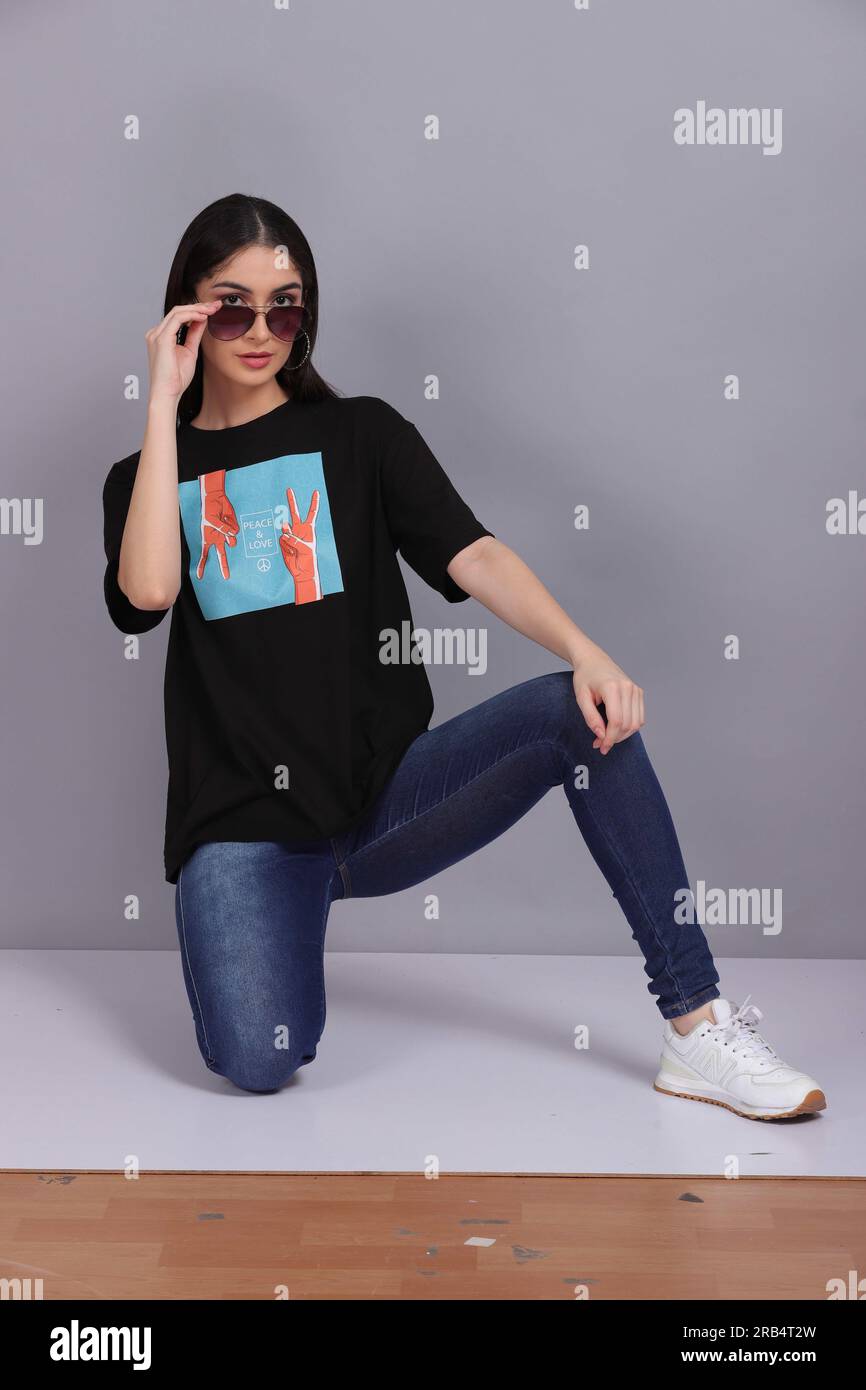 Stylish female model in t shirt hi-res stock photography and images - Alamy