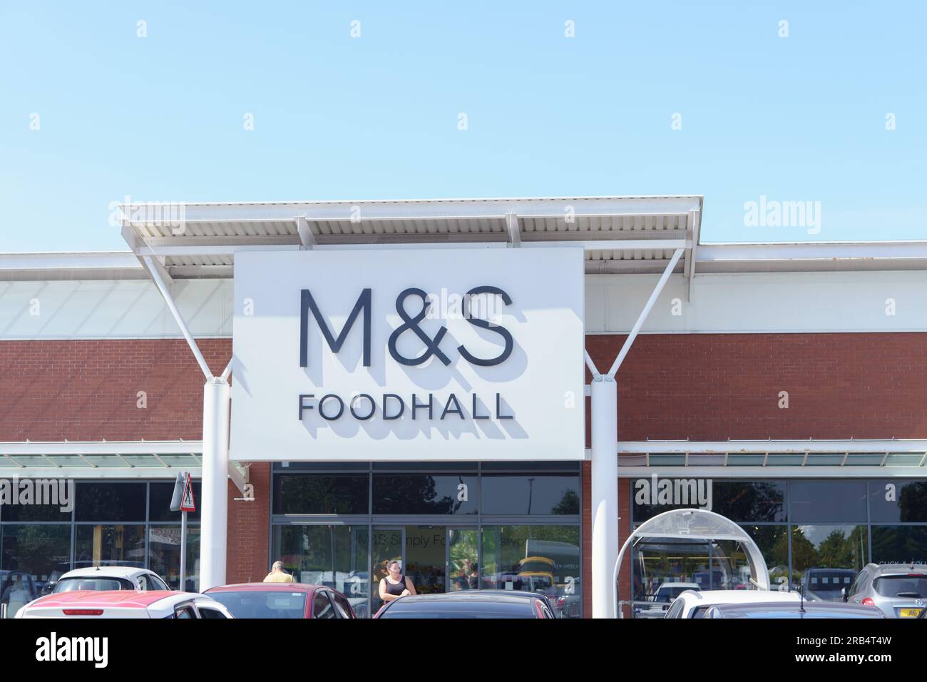 Marks and spencer signage hi-res stock photography and images - Alamy