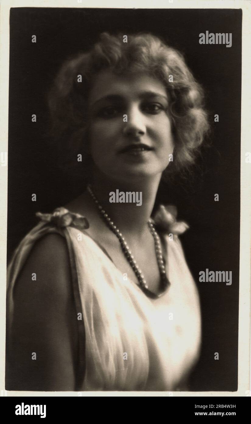 1921 , Rome , ITALY : The french-italian silent screen actress CECIL TRYAN ( CECYL Cecile Tryand ...