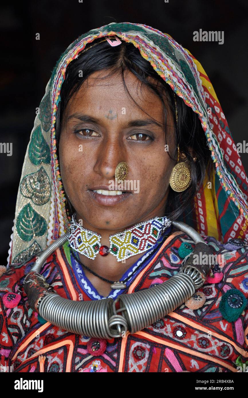 Gujarat, Rann of Kutch, Mengal tribe, woman Stock Photo - Alamy