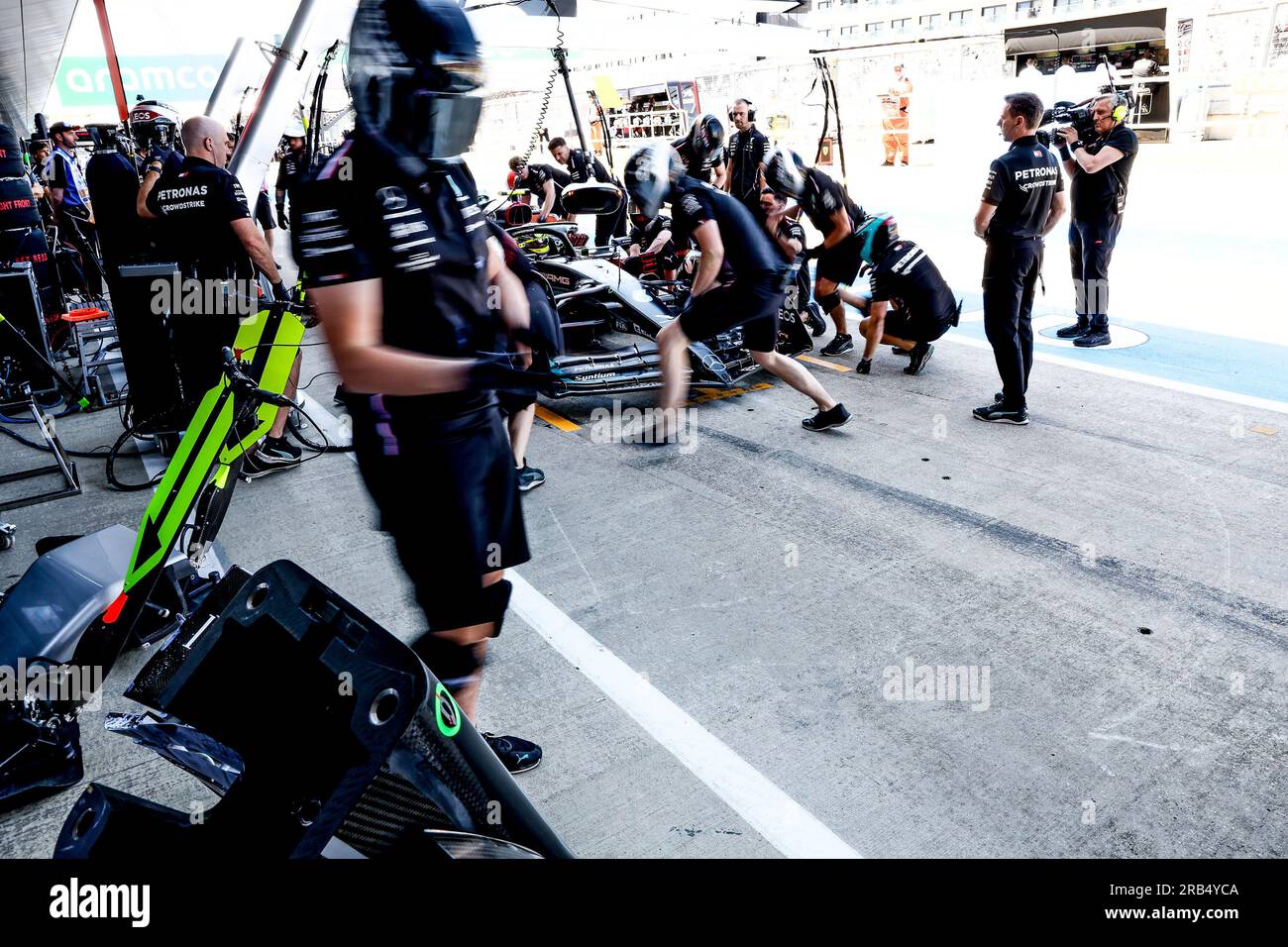 Silverstone, Great Britain. 7th July, 2023. #44 Lewis Hamilton (GBR ...