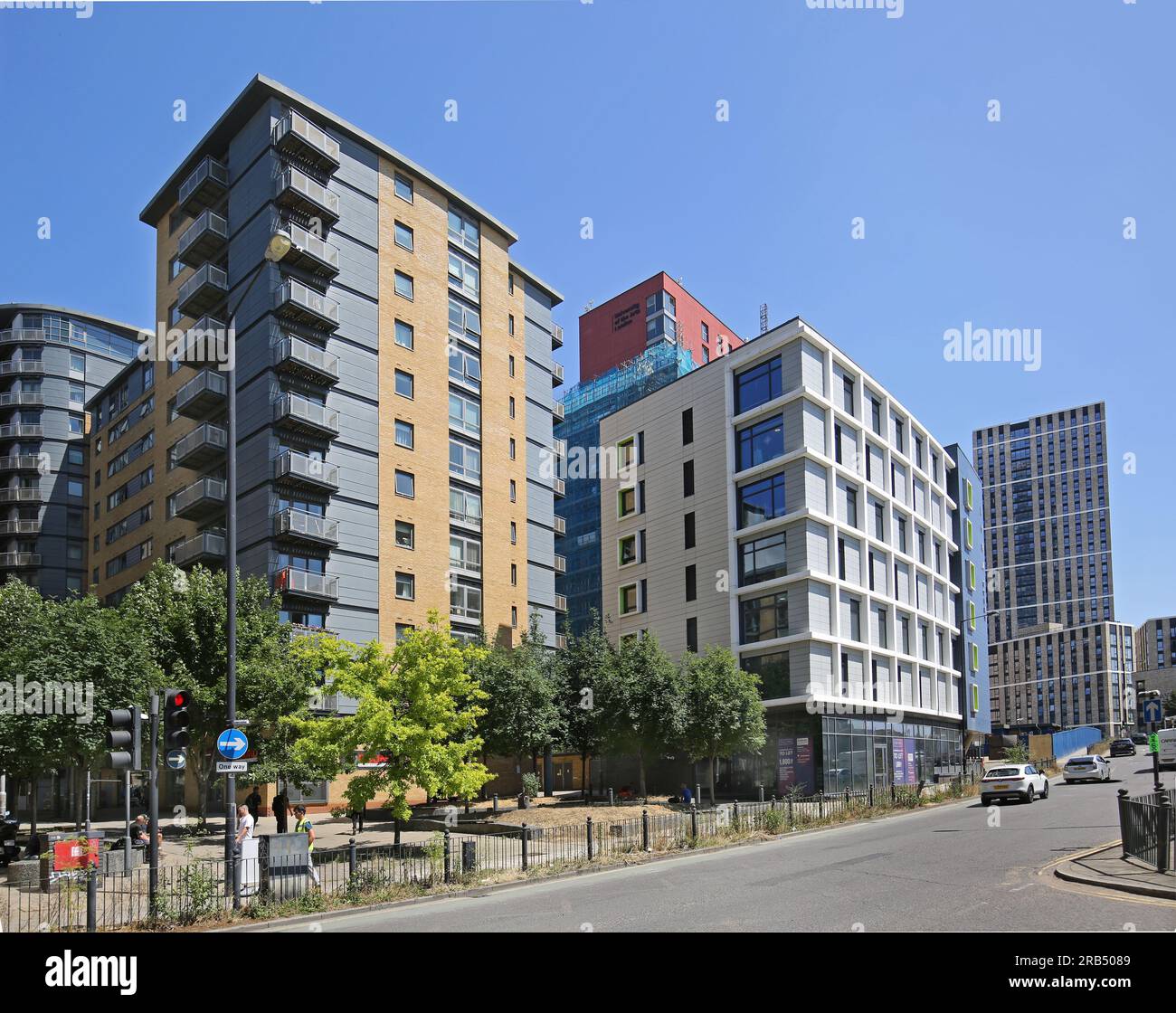 Flats london hi-res stock photography and images - Alamy