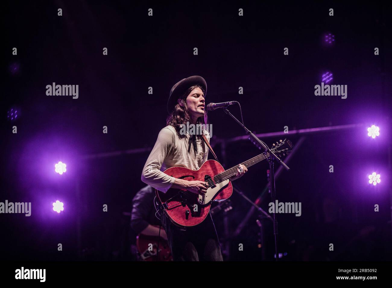 James bay singer 2023 hi-res stock photography and images - Alamy