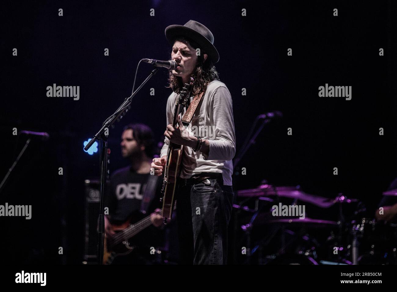 James bay singer 2023 hi-res stock photography and images - Alamy