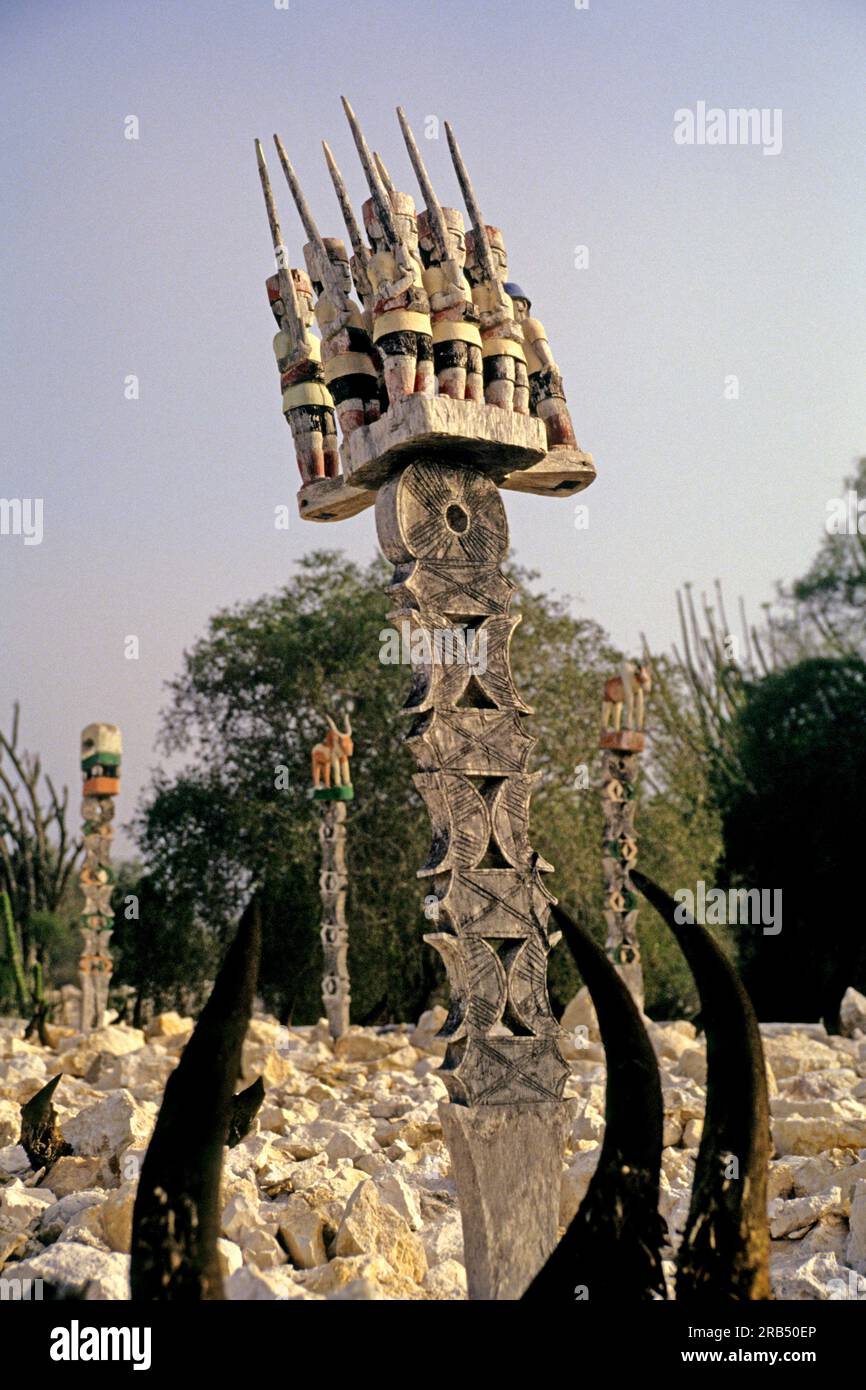 Madagascar. mahafaly tomb Stock Photo - Alamy