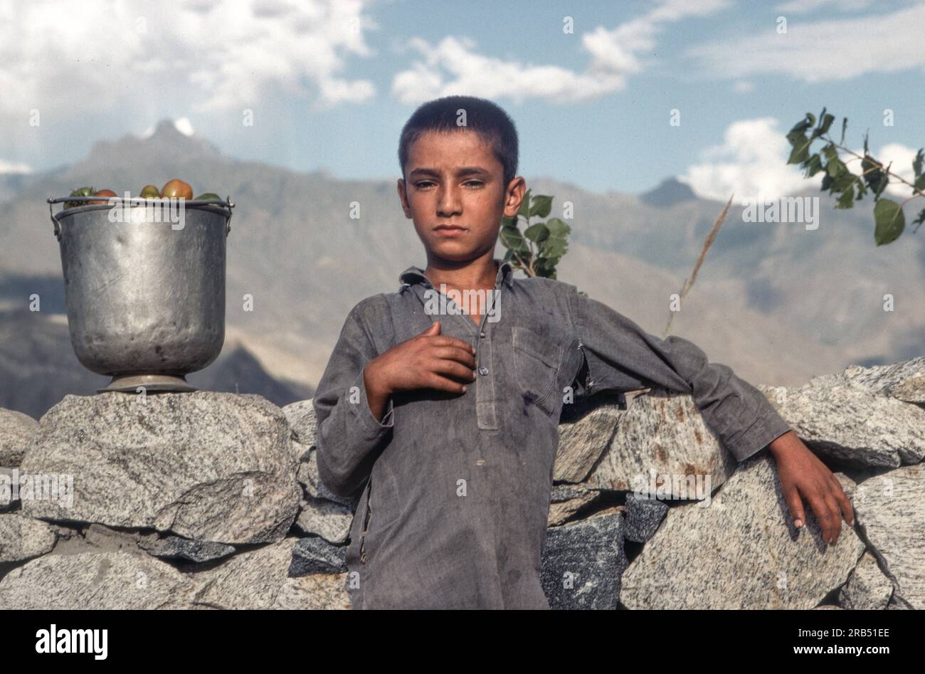 Boy children pakistan gilgit hi-res stock photography and images - Alamy