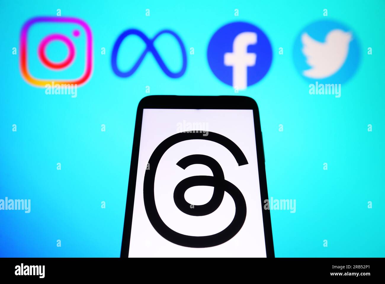 Meta logos hi-res stock photography and images - Alamy