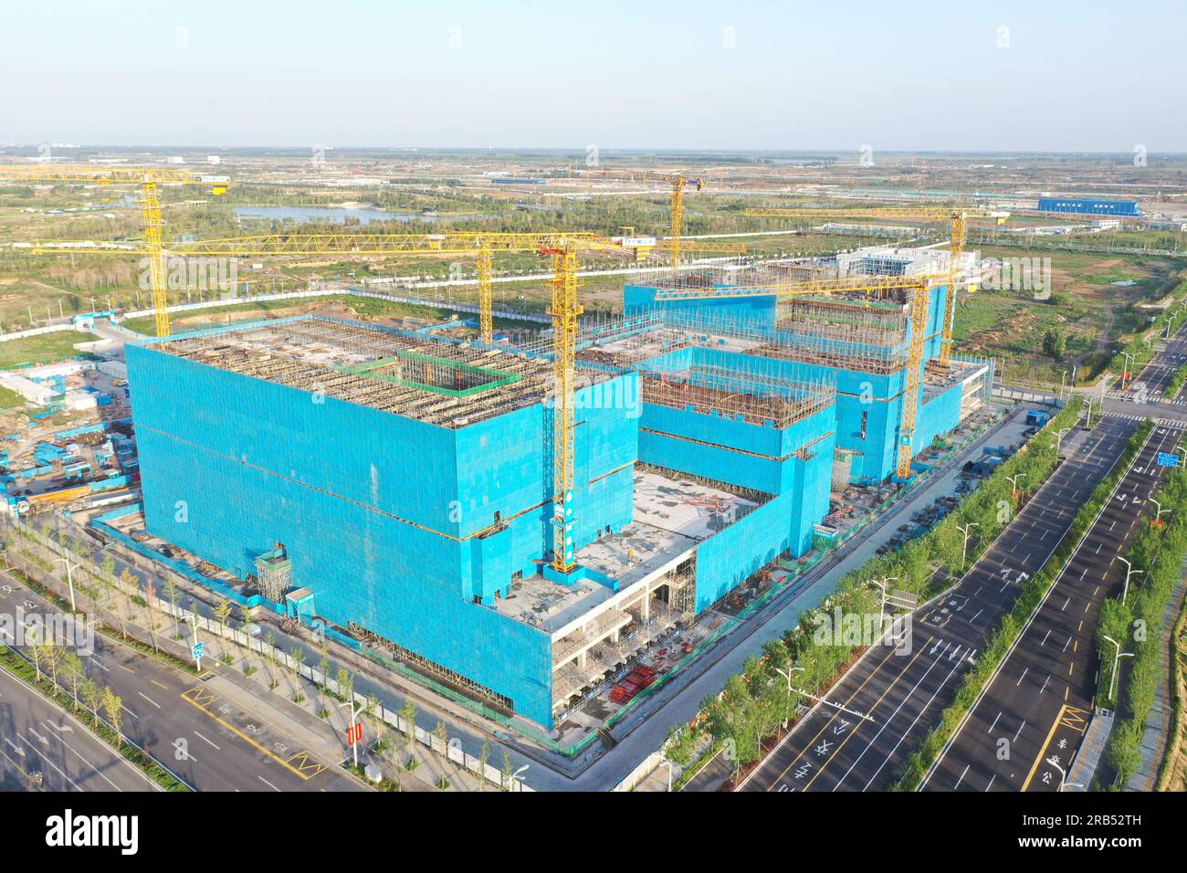 (230707) -- XIONG'AN, July 7, 2023 (Xinhua) -- This aerial photo taken ...