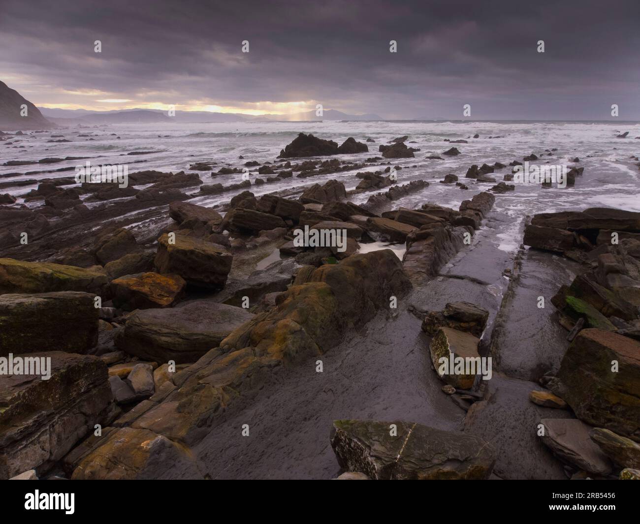 Landscape of Barrika coast rocks in Bask Country, Paisaje de rocas de ...