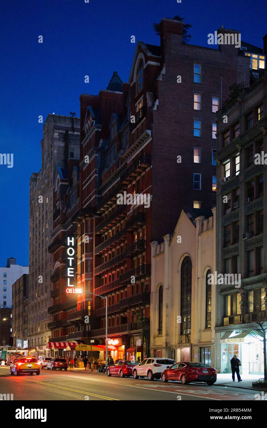 Chelsea hotel new york hi-res stock photography and images - Alamy