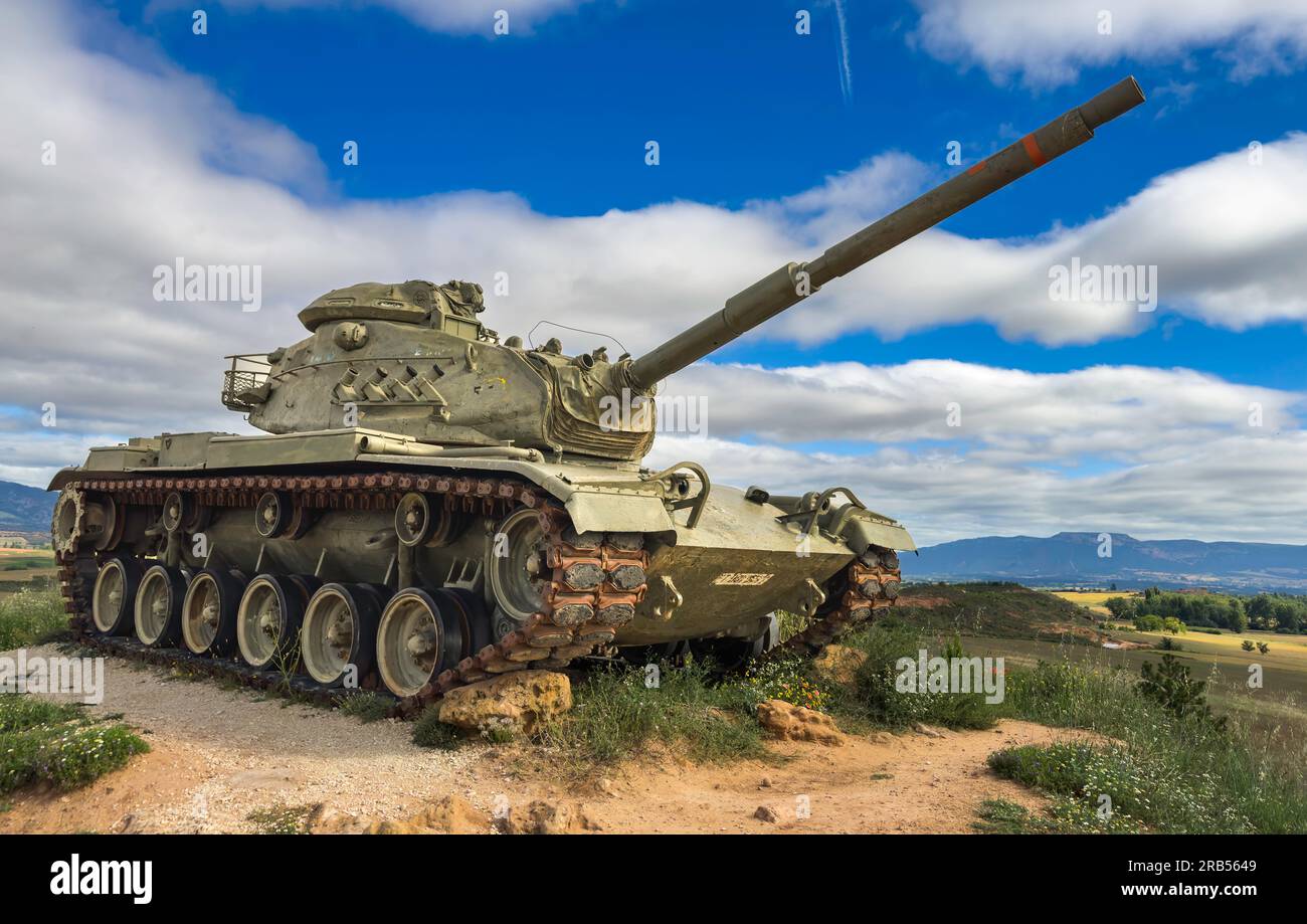 Tank, armored car M60 patton, from the Spanish army, unused, green ...