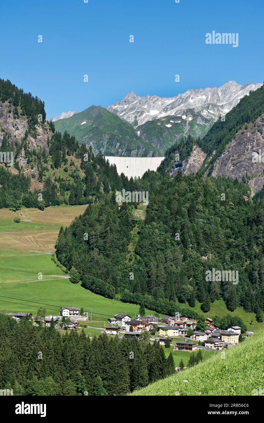 Luzzone dam hi-res stock photography and images - Alamy