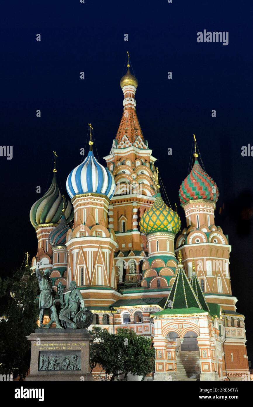 Moscow of st basil cathedral hi-res stock photography and images - Alamy