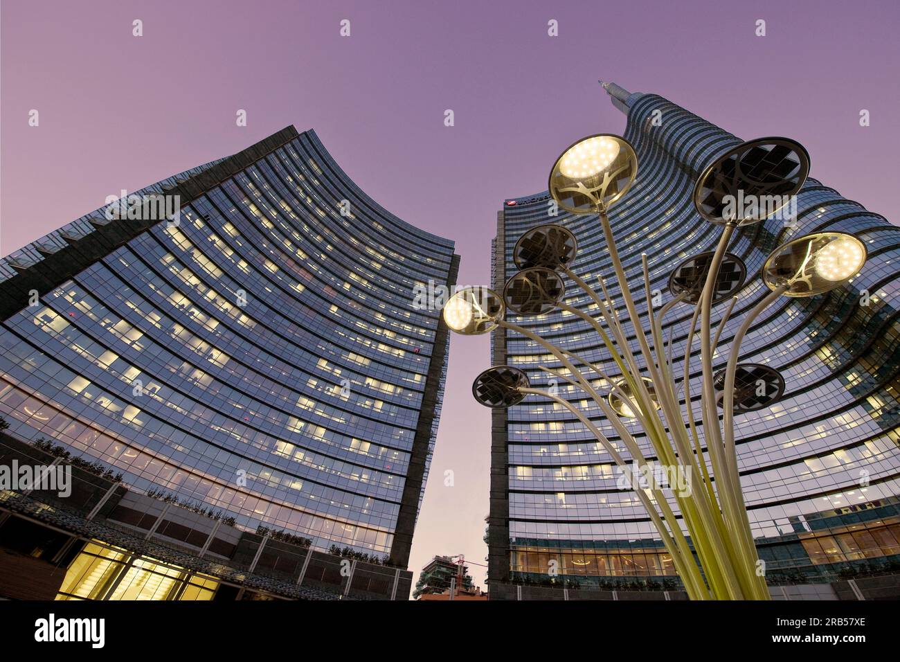 torre unicredit, designed by cesar pirelli and solar tree, the tree ...
