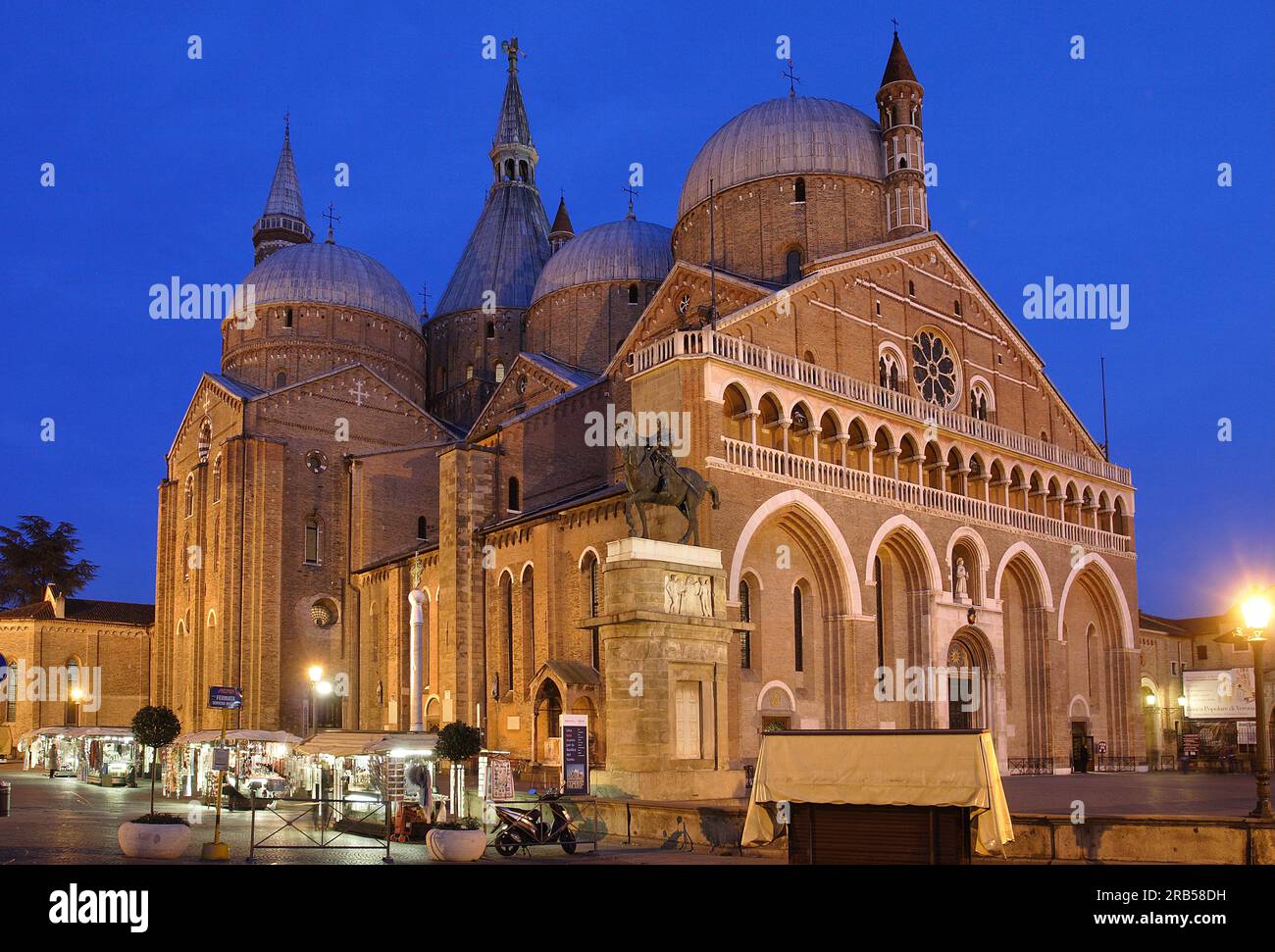 Basilica of Saint Anthony of Padua, Padua, Veneto, Italy Stock Photo - Alamy