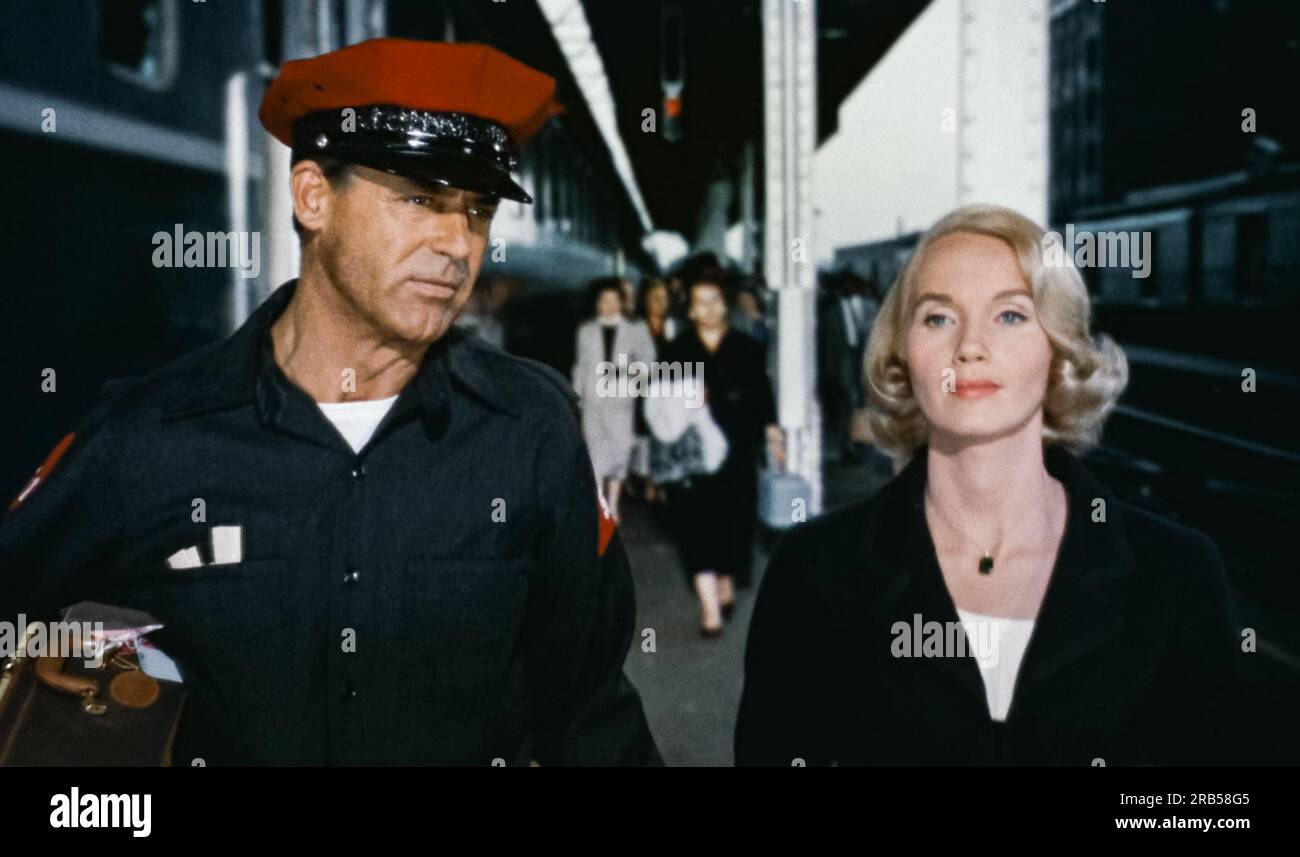 USA. Cary Grant and Eva Marie Saint in a scene from the (C)Metro ...