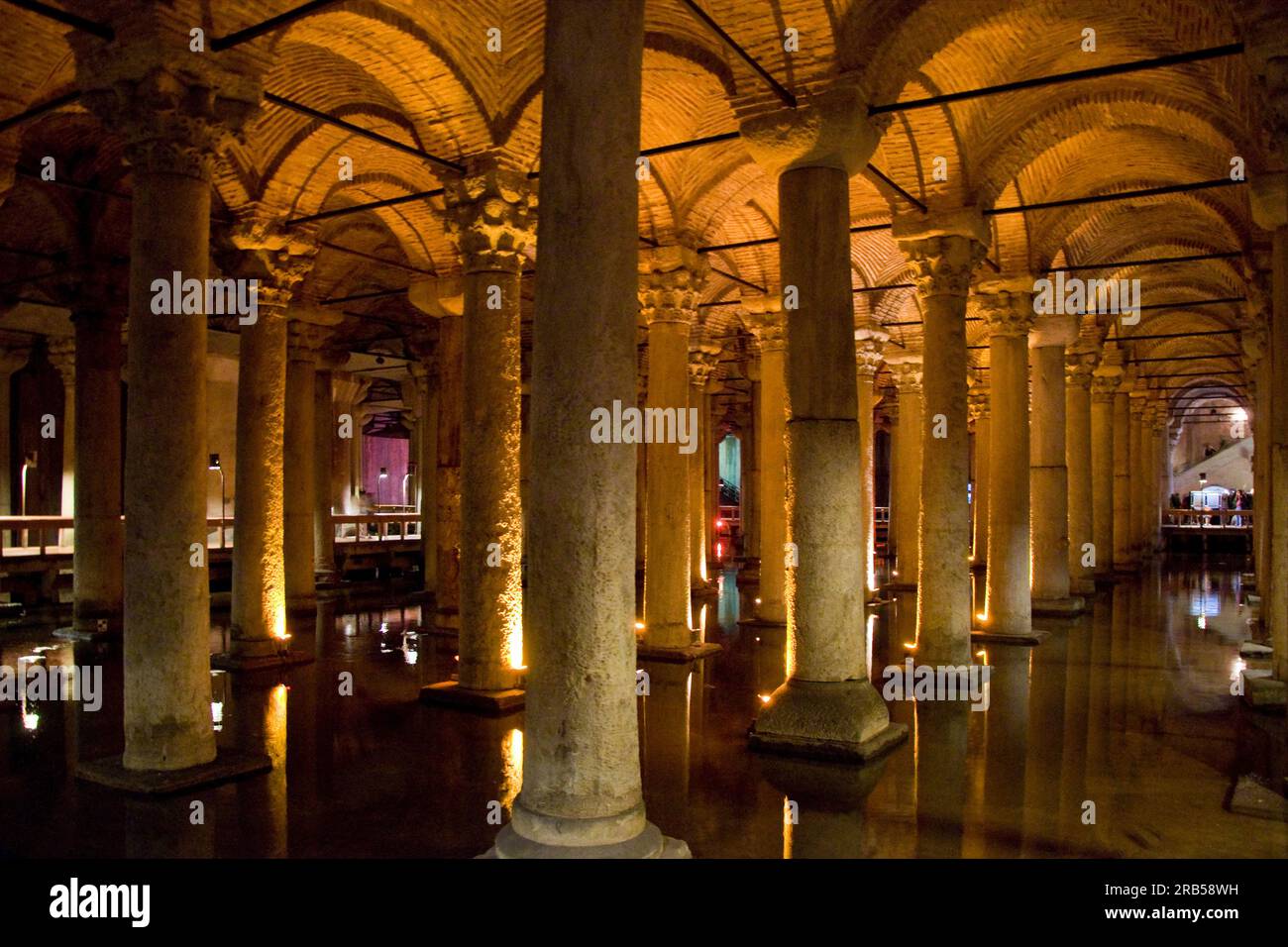 Yerebatan sarayi. basilica cistern. Istanbul. Turkey Stock Photo - Alamy