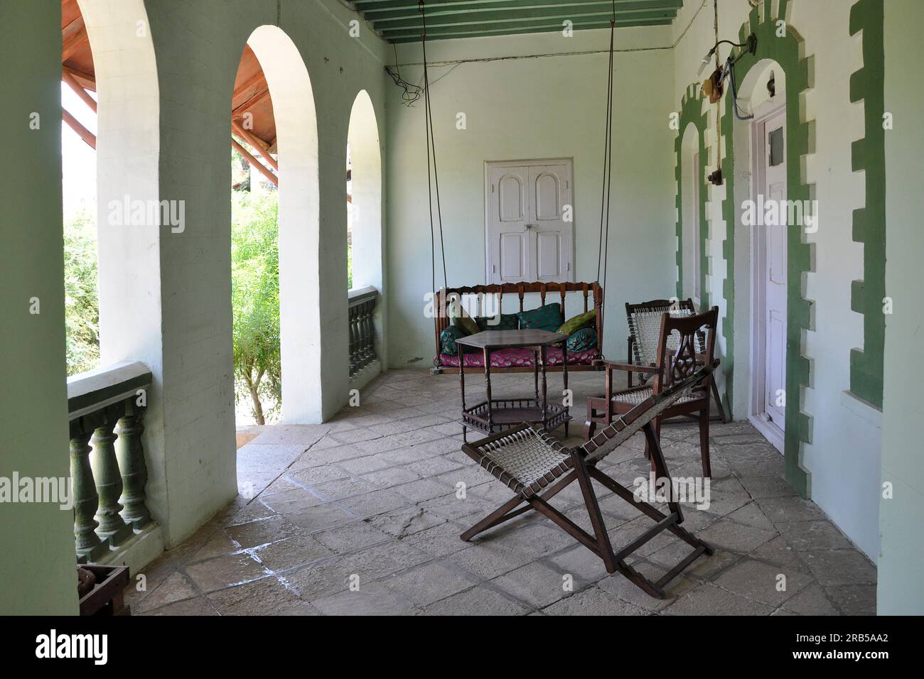 Gujarat. Palitana. traditional house Stock Photo - Alamy