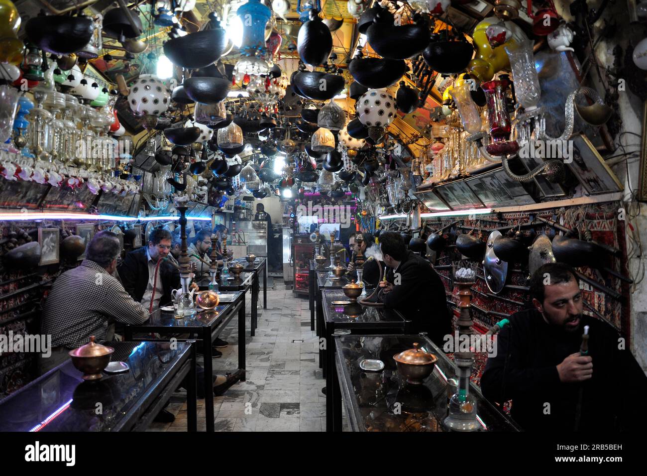 Iran coffee shop hi-res stock photography and images - Alamy