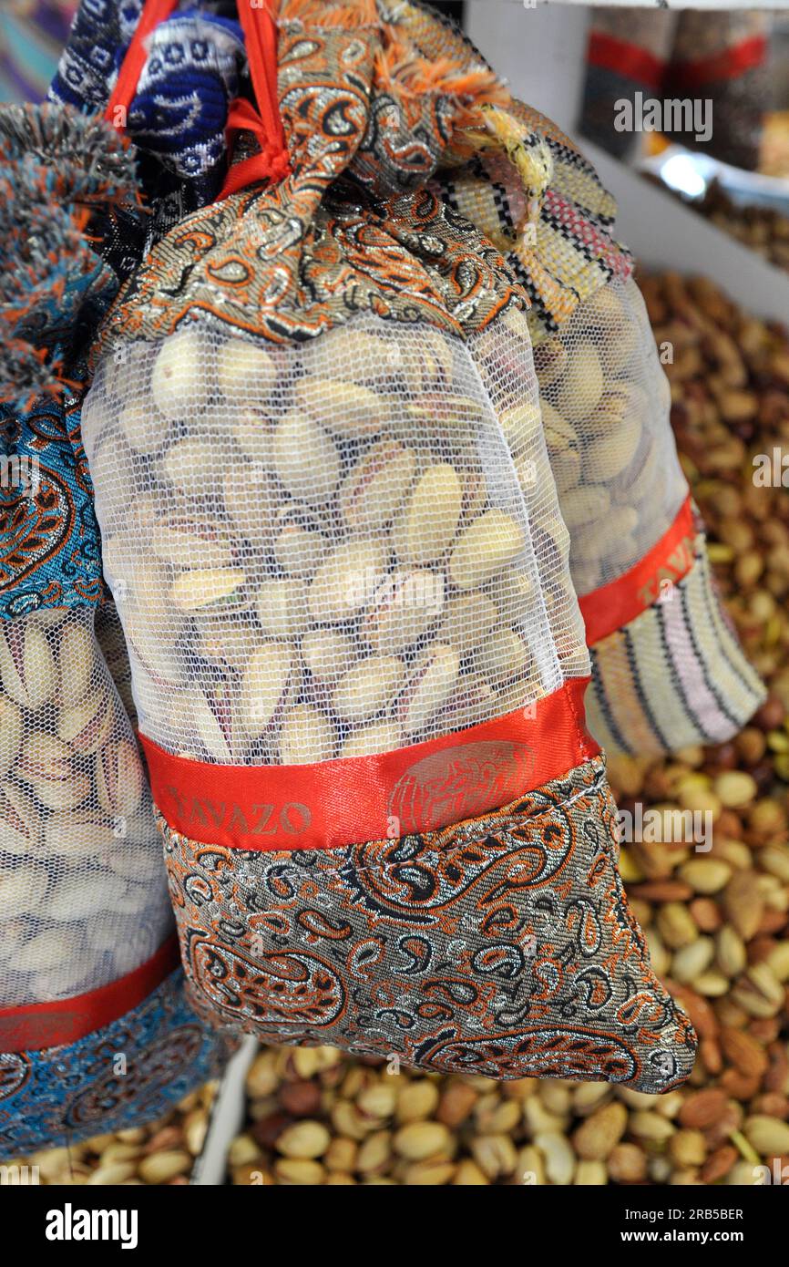 Tehran markets hi-res stock photography and images - Alamy
