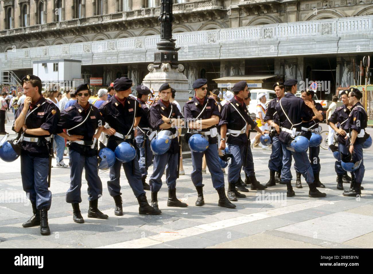 1990 world cup hi-res stock photography and images - Alamy