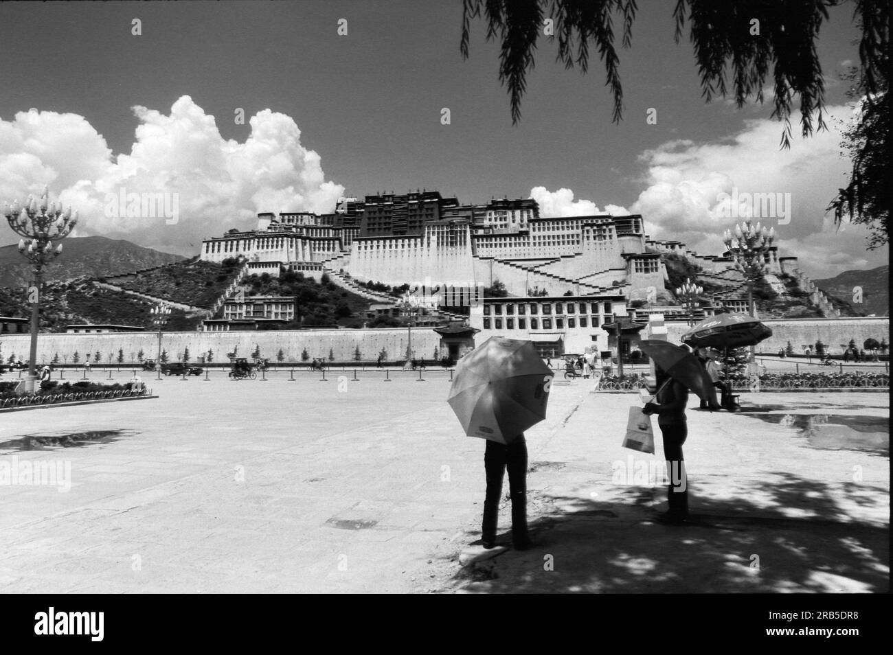 Palace tibet Black and White Stock Photos & Images - Alamy