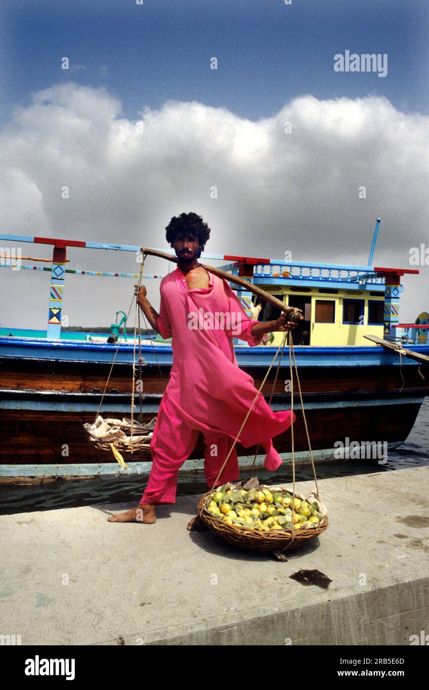 Man. Karachi. Pakistan. Asia Stock Photo - Alamy