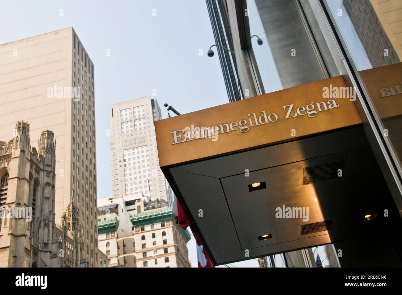 Ermenegildo zegna showroom hi-res stock photography and images - Alamy