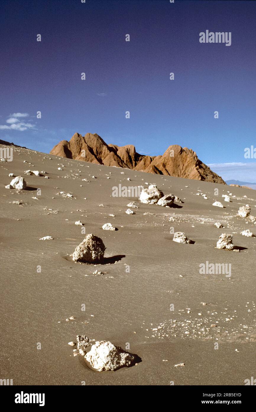 Chile desert hi-res stock photography and images - Alamy