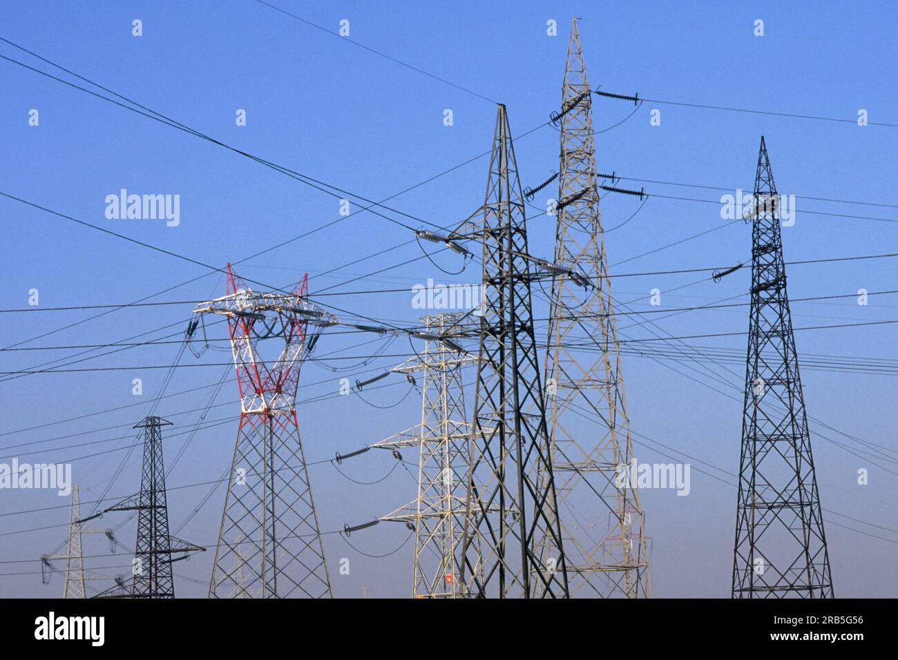 High voltage pylons cables hi-res stock photography and images - Alamy