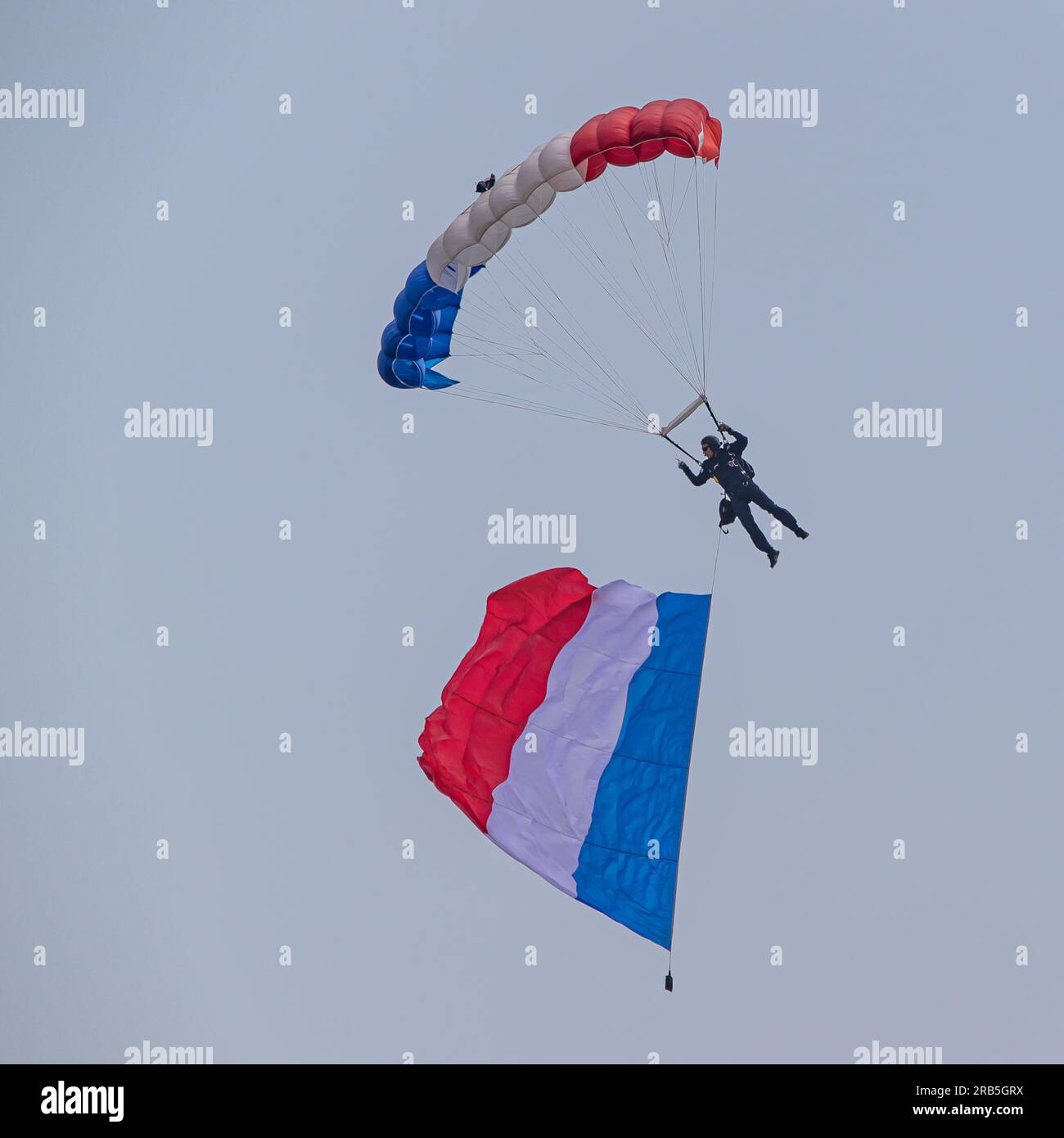 Miitary Parachute display by the Team Phenix Armée de l'air et de l ...